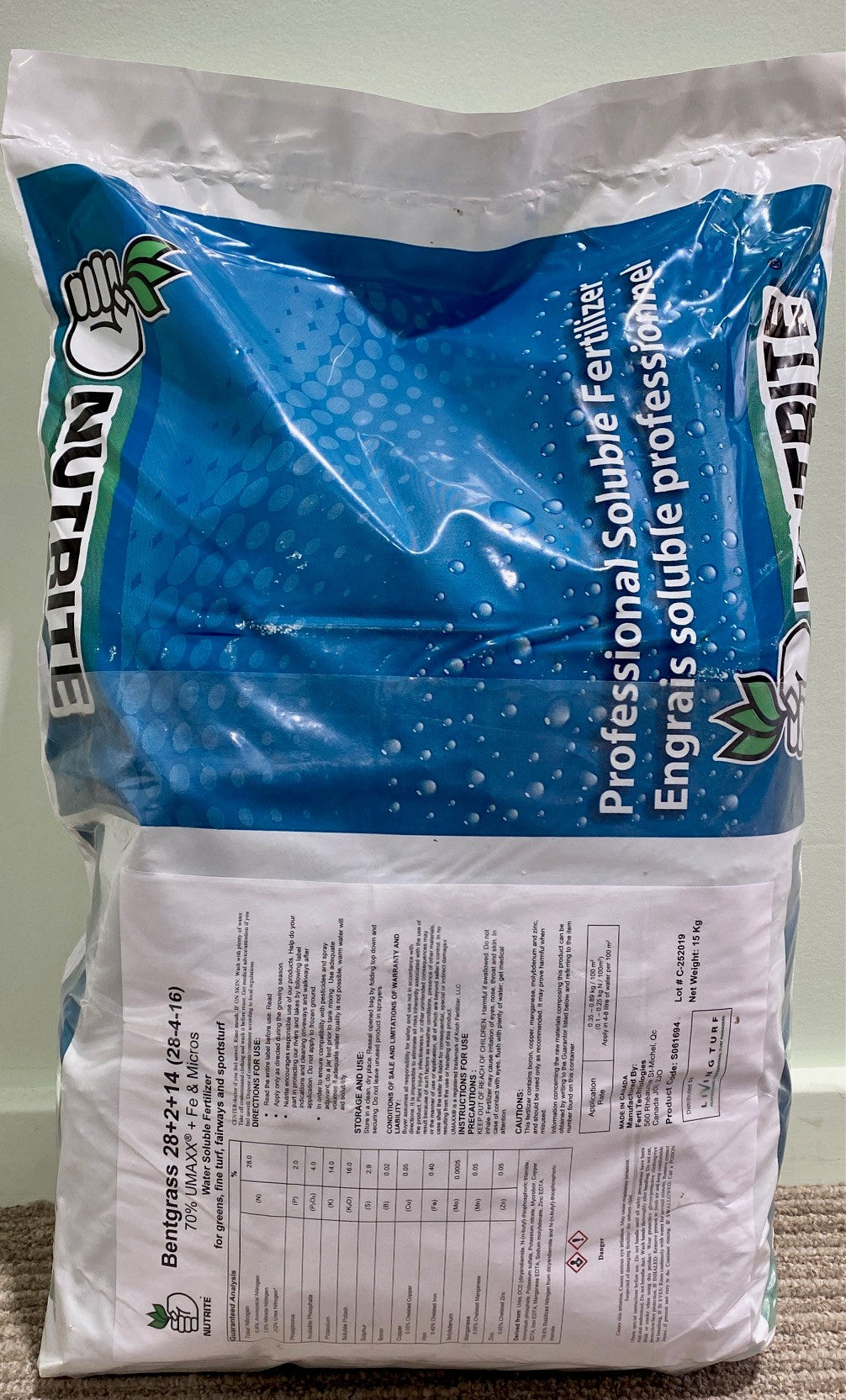 Nutrite Bentgrass High N Soluble Fertiliser 15kg — Hunter Lawn Care ...